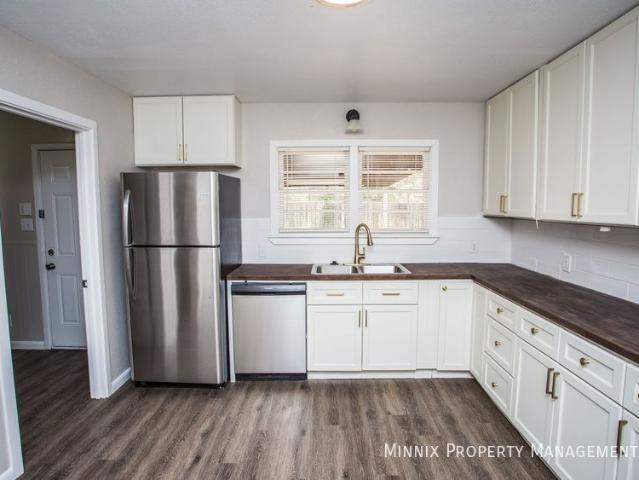 3 BR, 2 BA Apartment 5510 43rd St Lubbock, TX 79414