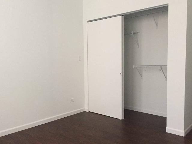 3 BR, 2 BA Apartment 5524 5526 South Everett Avenue Unit 5526 1S, Chicago, IL 60637