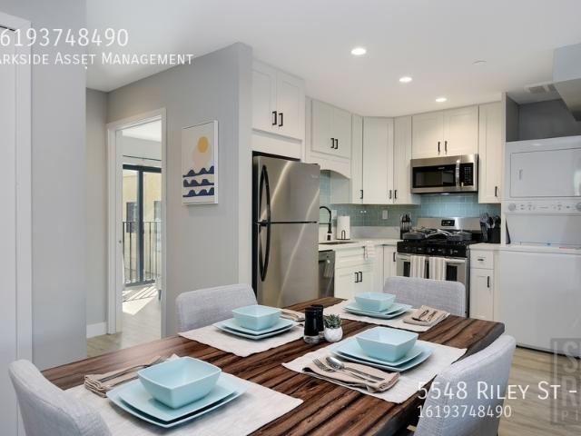 3 BR, 2 BA Apartment 5548 Riley St, San Diego, CA 92110