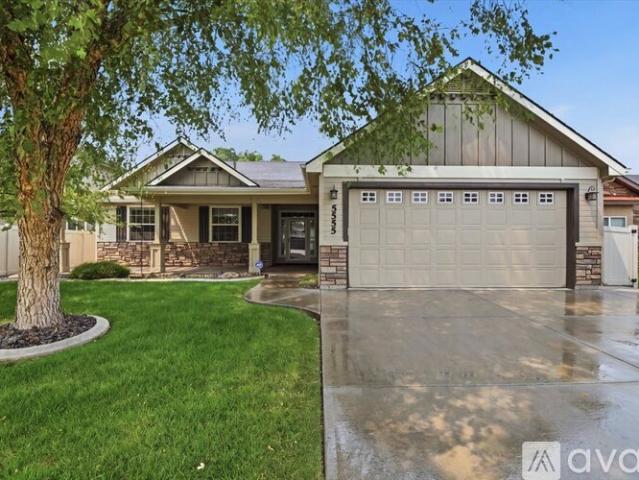 3 BR, 2 BA Apartment 5555 N Sun Shimmer Ave, Meridian, ID 83646