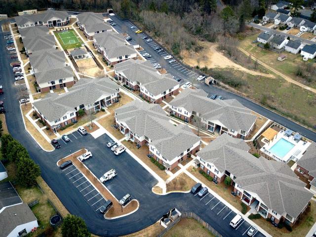 3 BR, 2 BA Apartment 556 Horse Shoe Way Unit A105, Dalton, GA 30721