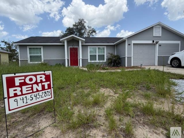 3 BR, 2 BA Apartment 5571 Mariner Boulevard, Spring Hill, FL 34609