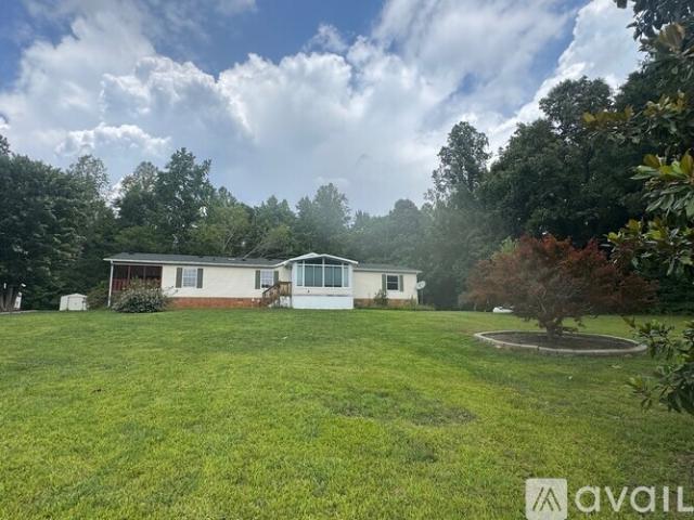 3 BR, 2 BA Apartment 5600 Cartersville Road, Powhatan, VA 23139