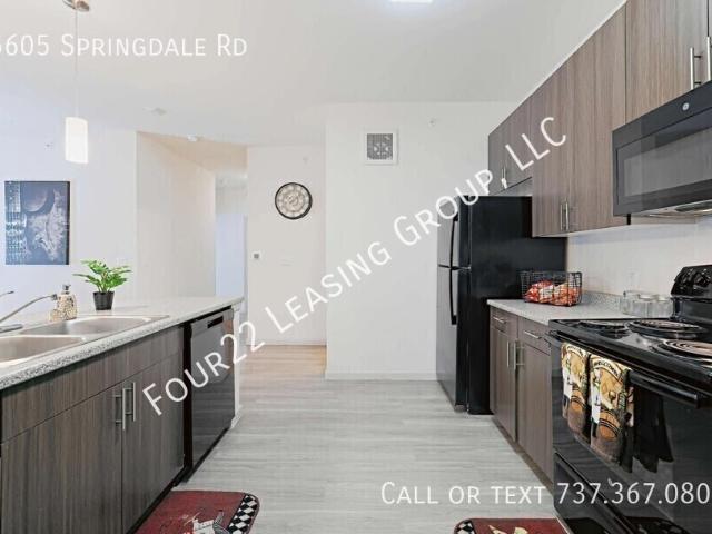 3 BR, 2 BA Apartment 5605 Springdale Rd, Austin, TX 78723