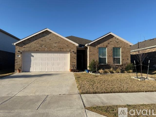 3 BR, 2 BA Apartment 5612 Apple Grove Way, Fort Worth, TX 76123