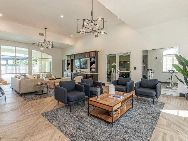 3 BR, 2 BA Apartment 562 Chapel Trace Drive Unit 12 102, Orlando, FL 32807