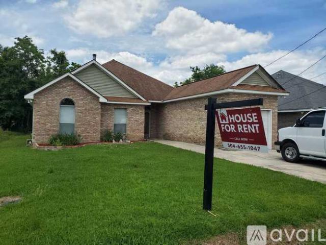 3 BR, 2 BA Apartment 577 Panther Dr, Slidell, LA 70461
