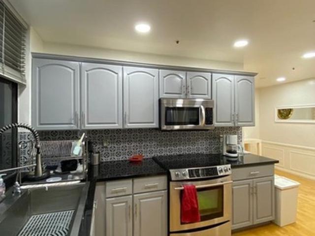 3 BR, 2 BA Apartment 5805 Friars Rd, Unit 2305, San Diego, CA 92110