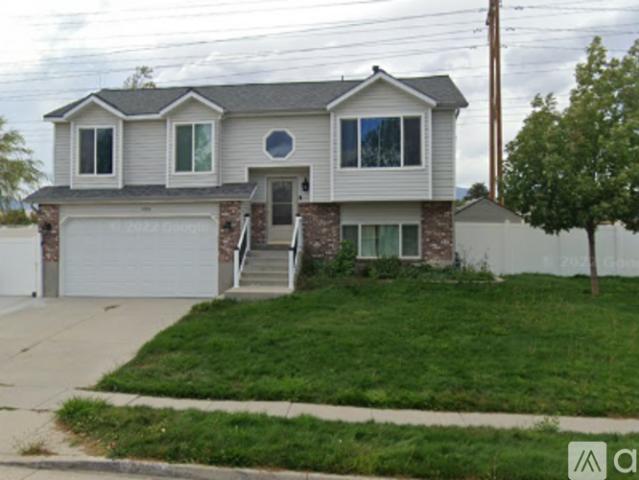 3 BR, 2 BA Apartment 5886 Trowbridge Way, Salt Lake City, UT 84118