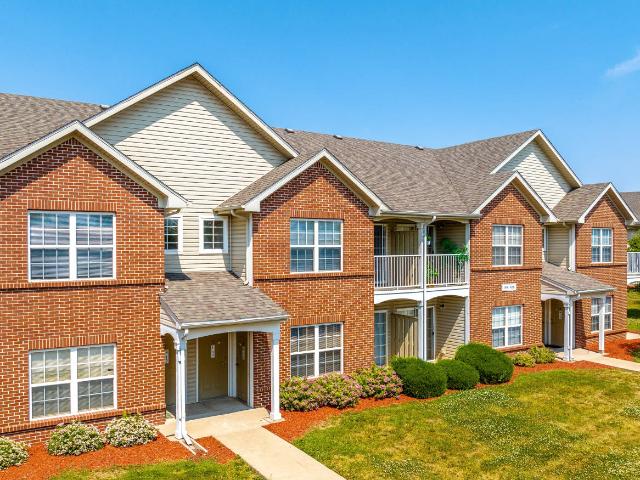 3 BR, 2 BA Apartment 5901 Elmore Ave Unit 8929, Davenport, IA 52807