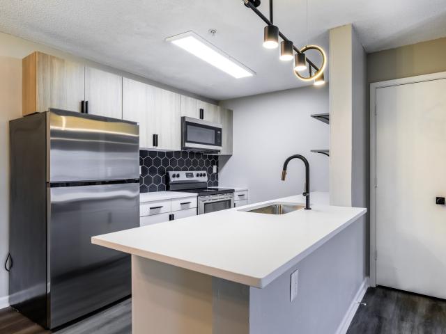 3 BR, 2 BA Apartment 5905 Airways Boulevard Unit 232 1, Southaven, MS 38671
