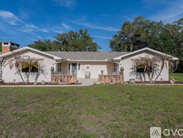 3 BR, 2 BA Apartment 5905 Whispering Pines Rd, Lakeland, FL 33811