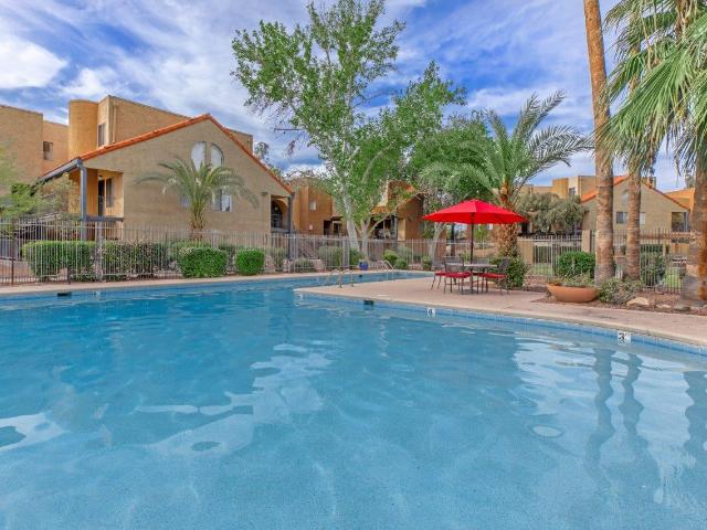 3 BR, 2 BA Apartment 5921 North Oracle Road Unit 0112, Tucson, AZ 85704