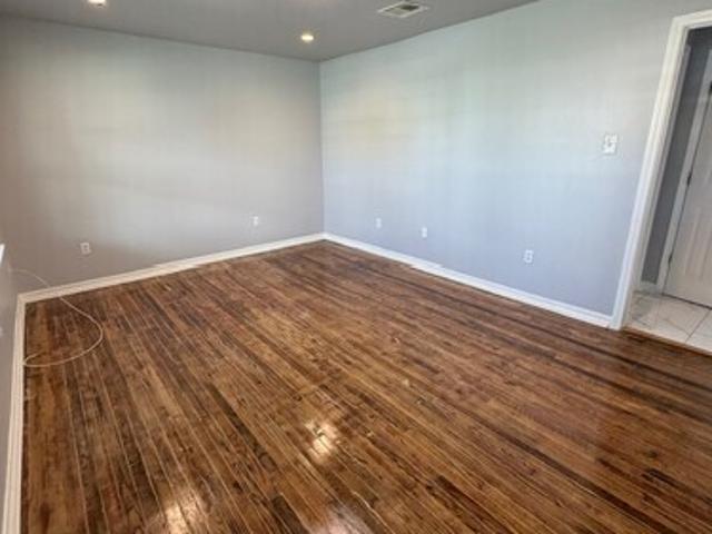 3 BR, 2 BA Apartment 5923 Painters Street, New Orleans, LA 70122