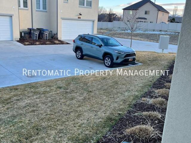 3 BR, 2 BA Apartment 5931 W Lake Ave, South Jordan, UT 84009
