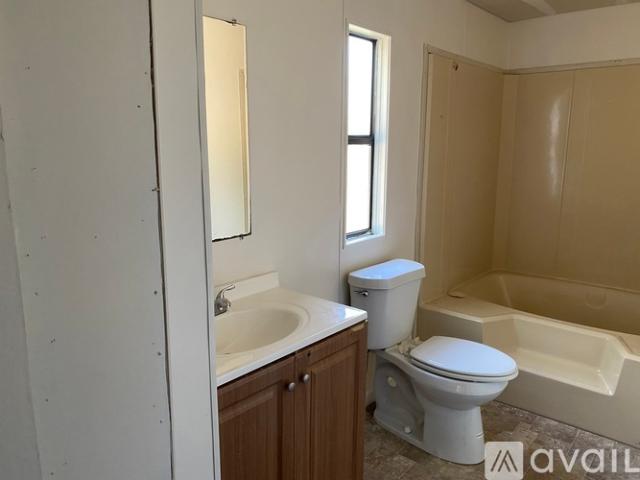 3 BR, 2 BA Apartment 5982 Williams Road, Ray City, GA 31645