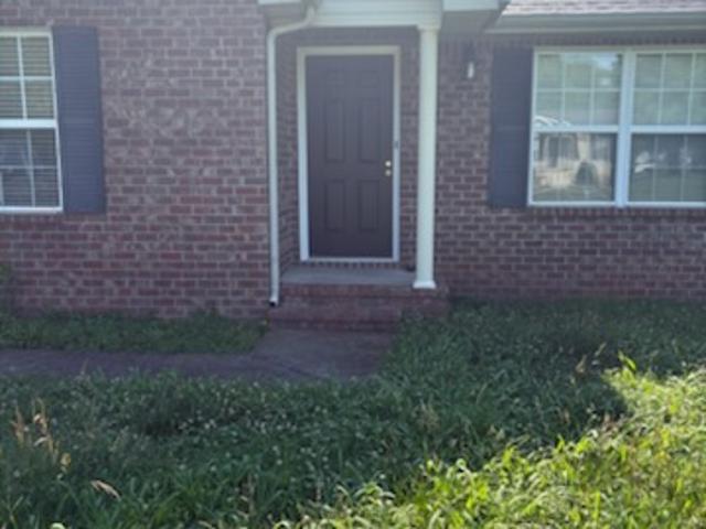 3 BR, 2 BA Apartment 598 Clear Cir, Smyrna, TN 37167
