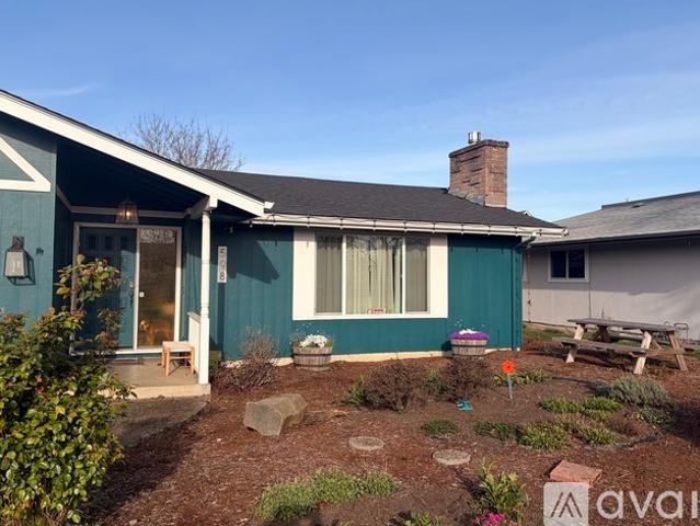 3 BR, 2 BA Apartment 598 Sweet Gum Lane, Eugene, OR 97401