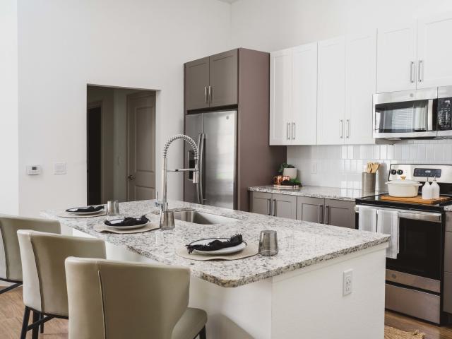 3 BR, 2 BA Apartment 5995 Gordon Street Unit 1401, Frisco, TX 75034