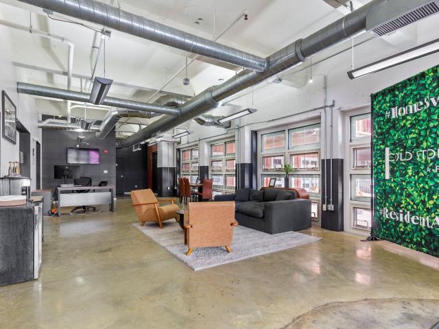 3 BR, 2 BA Apartment 500 East 3rd Street Unit 826, Kansas City, MO 64106
