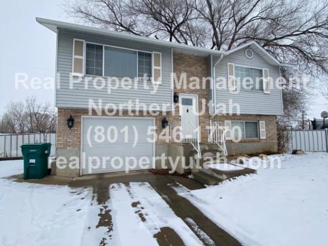 3 BR, 2 BA Apartment 5035 S. 4275 W Roy, UT 84067