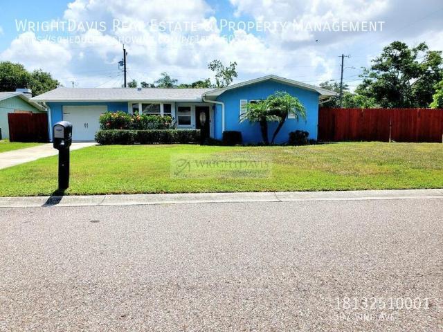 3 BR, 2 BA Apartment 507 Vine Ave, Dunedin, FL 34698