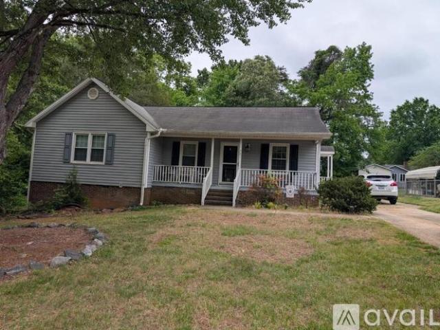 3 BR, 2 BA Apartment 507 Cornelia Drive, Graham, NC 27253