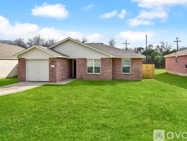 3 BR, 2 BA Apartment 507 E Union Ave, Temple, TX 76501