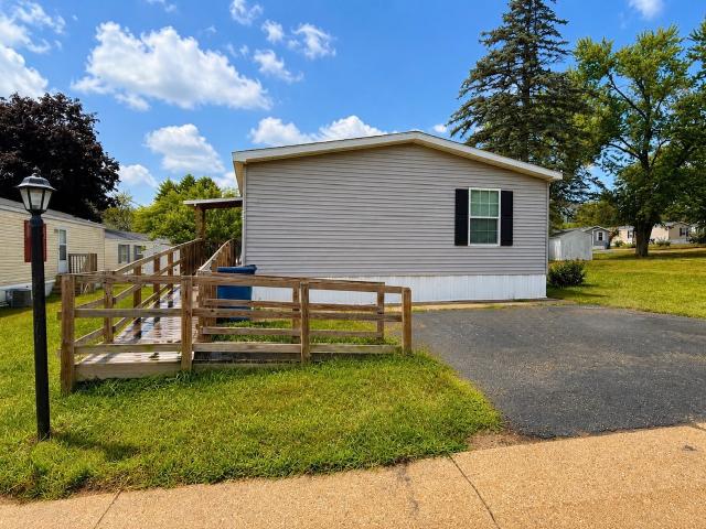 3 BR, 2 BA Apartment 504 Pettycoat Ln, Battle Creek, MI 49037