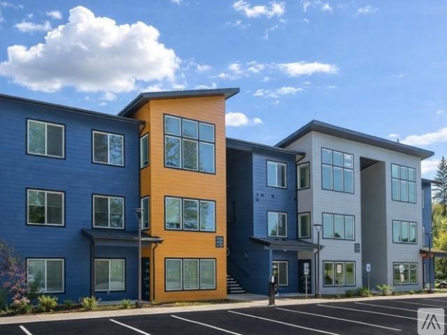 3 BR, 2 BA Apartment 505 E Hawthorne Rd, Unit 305, Spokane, WA 99218