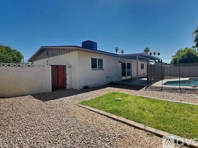 3 BR, 2 BA Apartment 506 E Hermosa Dr, Tempe, AZ 85282
