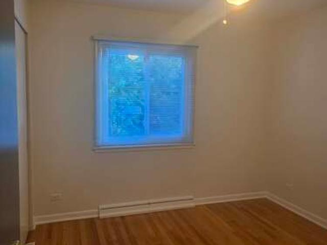 3 BR, 2 BA Apartment 509 Pine Street, Deerfield, IL 60015