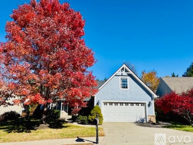 3 BR, 2 BA Apartment 50 Grove End Rd, Fletcher, NC 28732