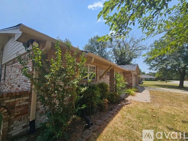 3 BR, 2 BA Apartment 513 Quail Run Street, Greenville, TX 75402