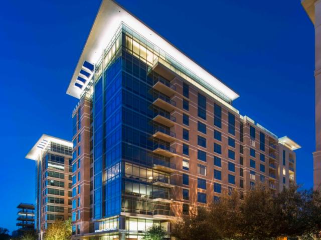 3 BR, 2 BA Apartment 5122 Morningside Drive Unit 0406, Houston, TX 77005