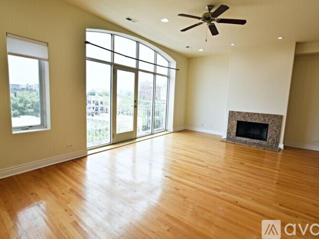 3 BR, 2 BA Apartment 5140 N Clark St, Unit #4 3 Bed, Chicago, IL 60640