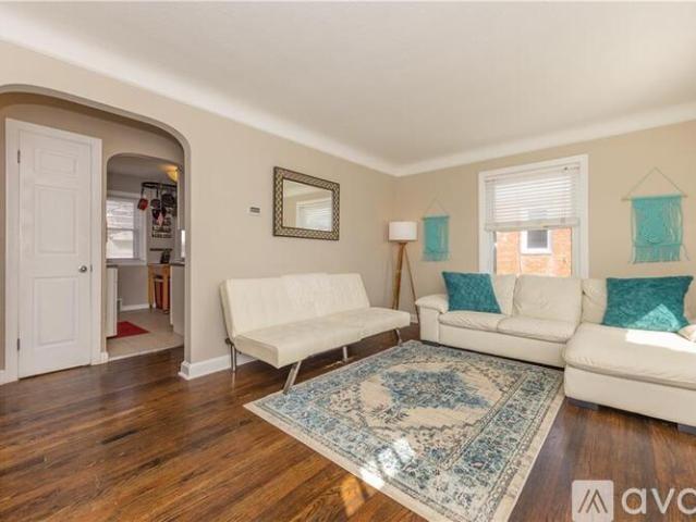 3 BR, 2 BA Apartment 5163 Haverford Dr, Lyndhurst, OH 44124