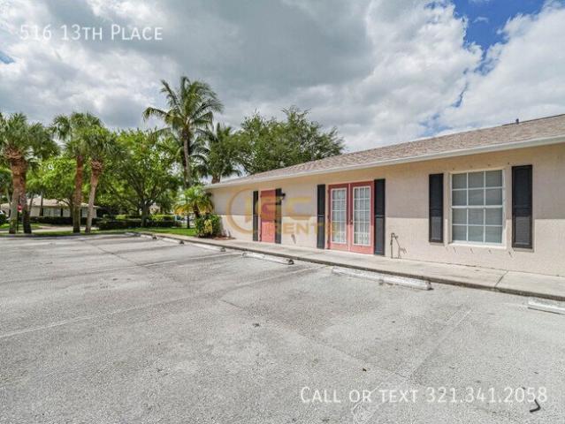 3 BR, 2 BA Apartment 516 13th Place, Vero Beach, FL 32960