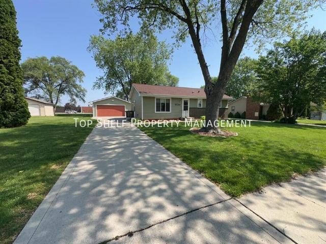 3 BR, 2 BA Apartment 5234 Jennifer Dr, Pleasant Hill, IA 50327