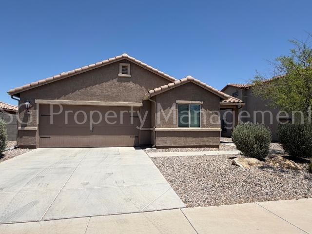 3 BR, 2 BA Apartment 526 W Black Hawk Pl, Casa Grande, AZ 85122
