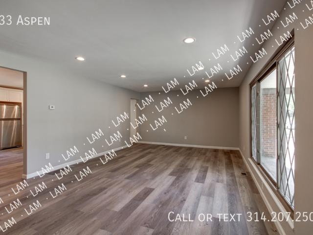 3 BR, 2 BA Apartment 533 Aspen, St. Louis, MO 63126