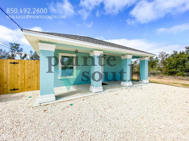 3 BR, 2 BA Apartment 5315 Mcgrits Blvd, Pensacola, FL 32507