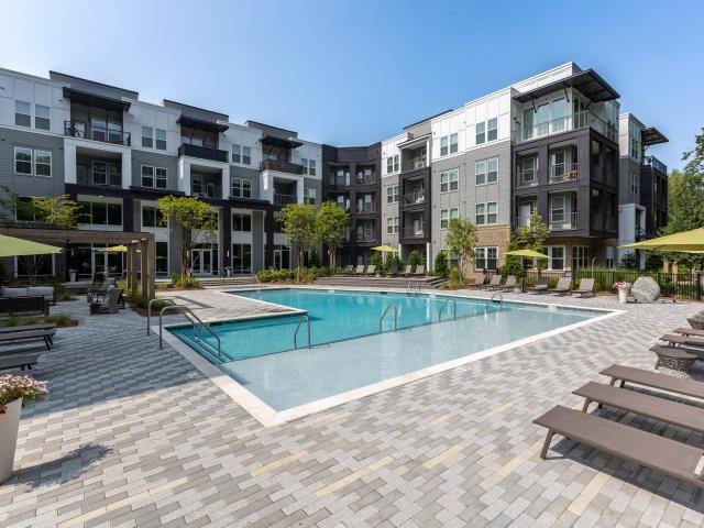 3 BR, 2 BA Apartment 5340 Periwinkle Hill Av Unit 3307, Charlotte, NC 28213