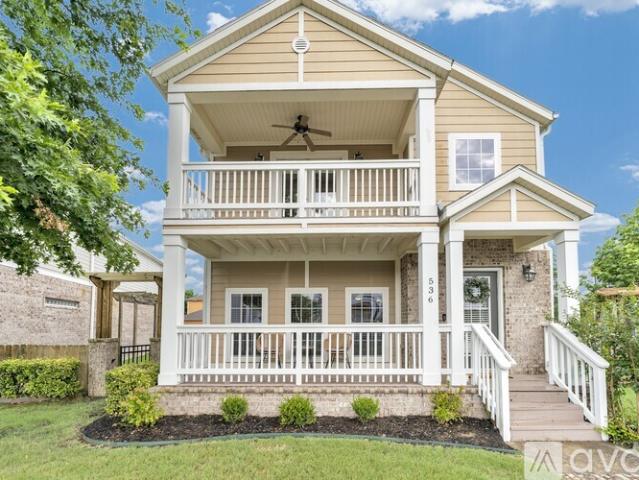 3 BR, 2 BA Apartment 536 North Tennyson Lane, Fayetteville, AR 72704
