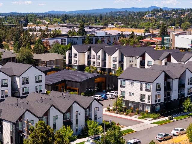 3 BR, 2 BA Apartment 643 NE Ross Rd Unit 639 219, Bend, OR 97701