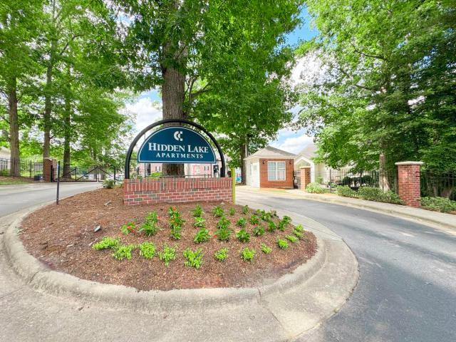 3 BR, 2 BA Apartment 6406 Hidden Lake Loop Unit 178, Fayetteville, NC 28304