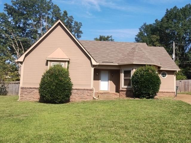 3 BR, 2 BA Apartment 6522 Pine Cone Cove, Memphis, TN 38141
