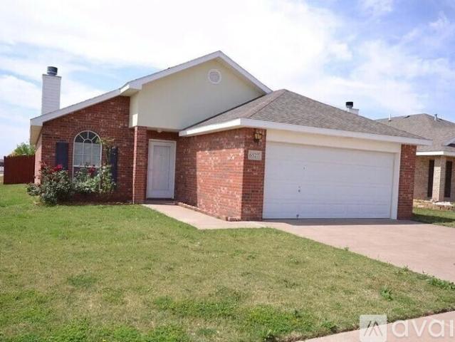 3 BR, 2 BA Apartment 6527 93rd St, Lubbock, TX 79424