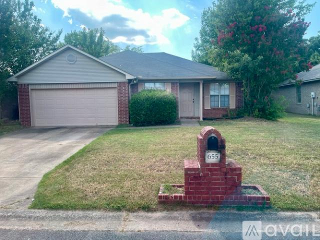 3 BR, 2 BA Apartment 655 Cherub Ct, Conway, AR 72034