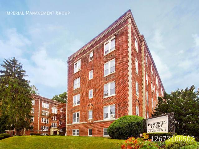 3 BR, 2 BA Apartment 6600 Lincoln Drive, Philadelphia, PA 19119